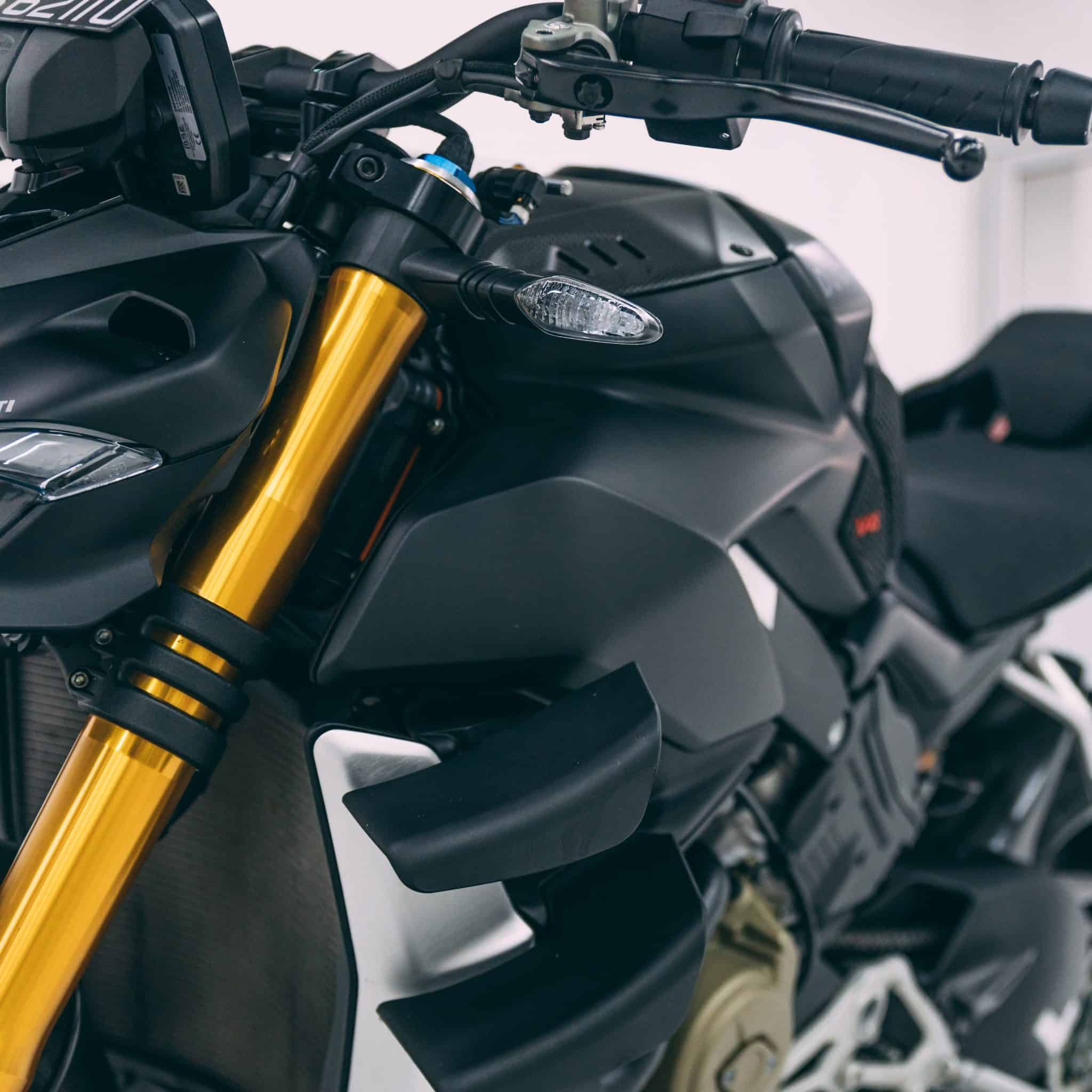 DUCATI STREETFIGHTER V4 LAMBORGHINI | FULL WRAP PAINT PROTECTION FILM ...